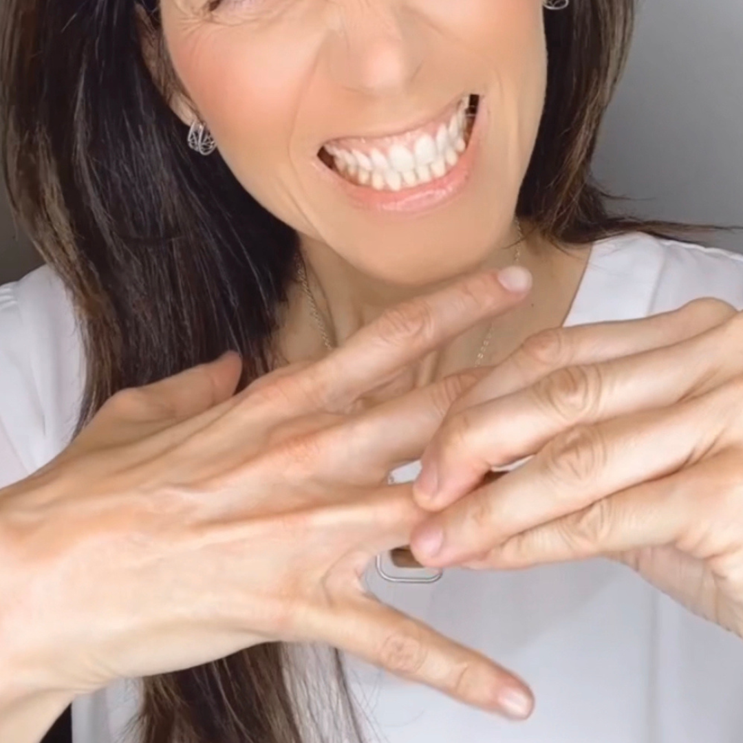 Free Your Finger: A Guide to Unsticking Rings with Ease!